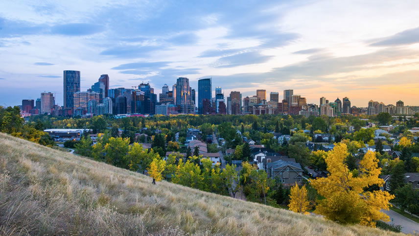 Great Resorts of the Canadian Rockies with the Calgary Stampede ...