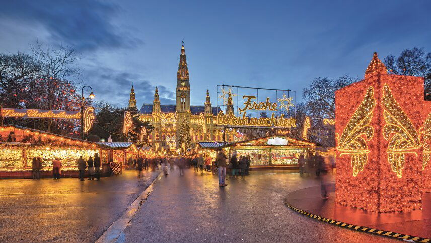 Magic of Advent on the Danube - Amadeus (6 Night Cruise from Vienna to ...