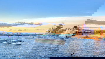 Amadeus River Cruises