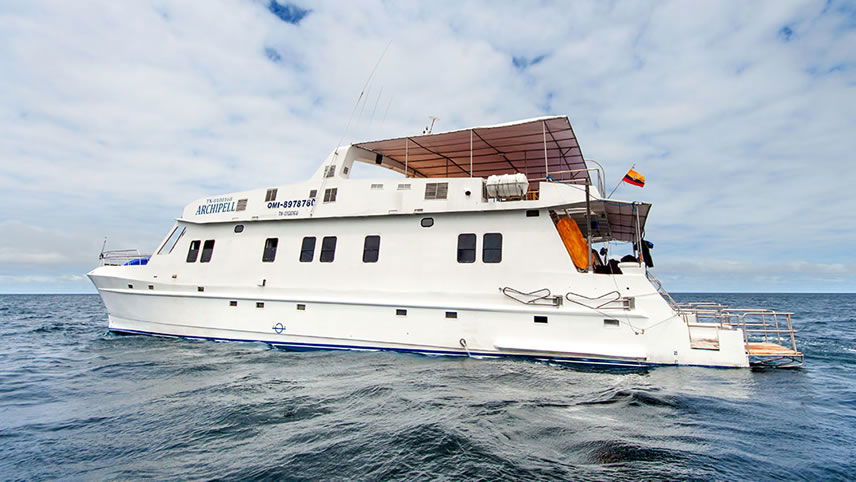 Galapagos - Central, North, South & East Islands aboard the Archipel I ...