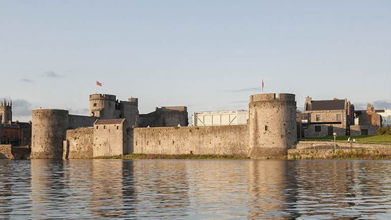 Northern & Southern Ireland - Intrepid (9 Days From Belfast to Dublin)