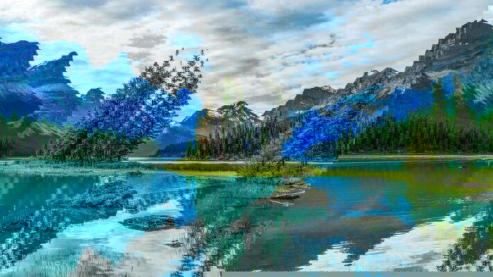 Trafalgar Canada & Alaska Tours - 2025 & 2026 Seasons