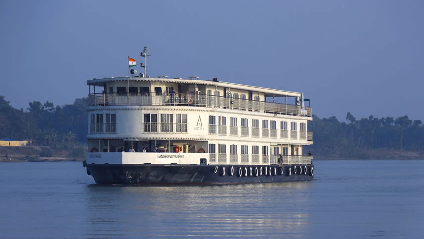 India's Golden Triangle & the Sacred Ganges - Uniworld (12 Night Cruise ...