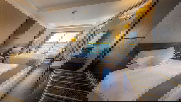 MS Farah - Reviews, Deckplans & Cruise Schedule - Avalon