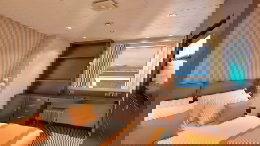 Carnival Splendor - Reviews, Deckplans & Cruise Schedule - Carnival