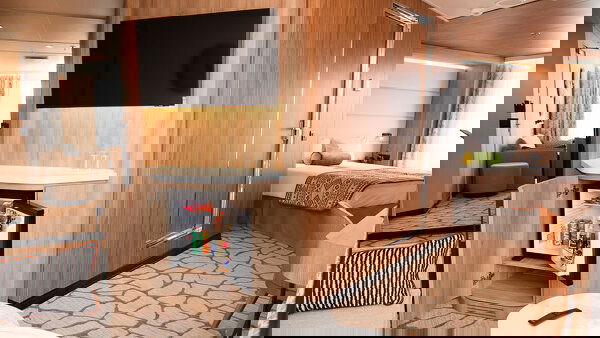 Celestyal Discovery - Reviews, Deckplans & Cruise Schedule - Celestyal ...