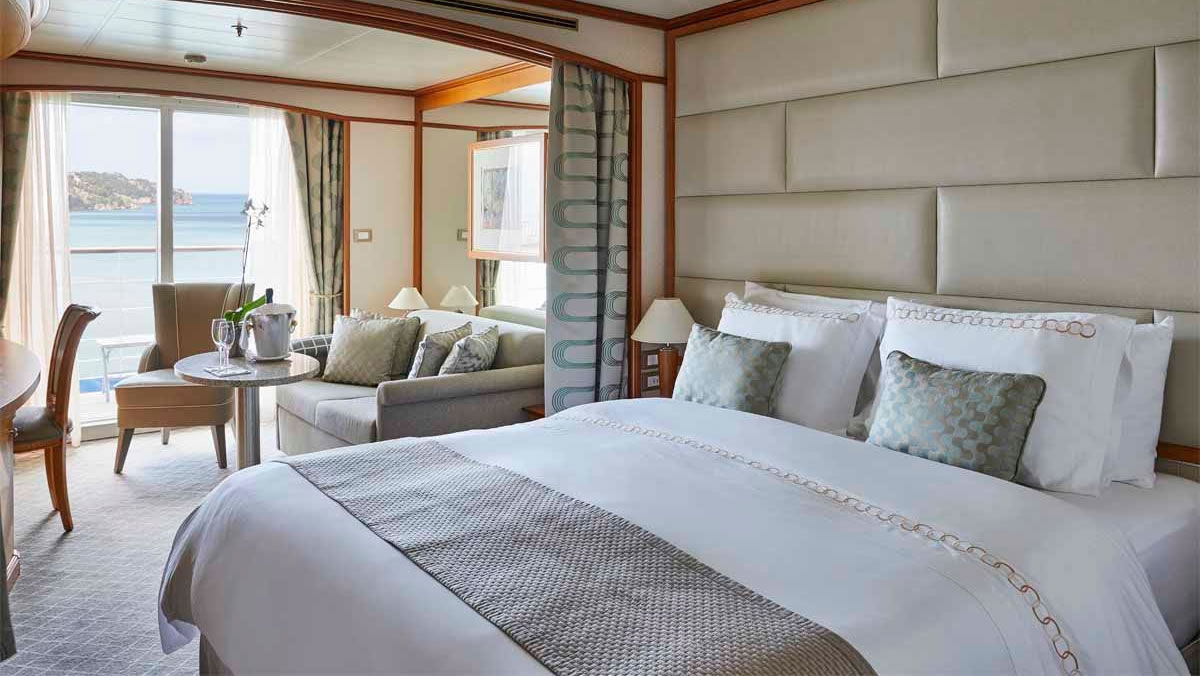 Silver Whisper - Reviews, Deckplans & Cruise Schedule - Silversea