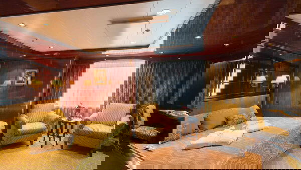 MS Caledonian Sky - Reviews, Deckplans & Cruise Schedule - Travelmarvel